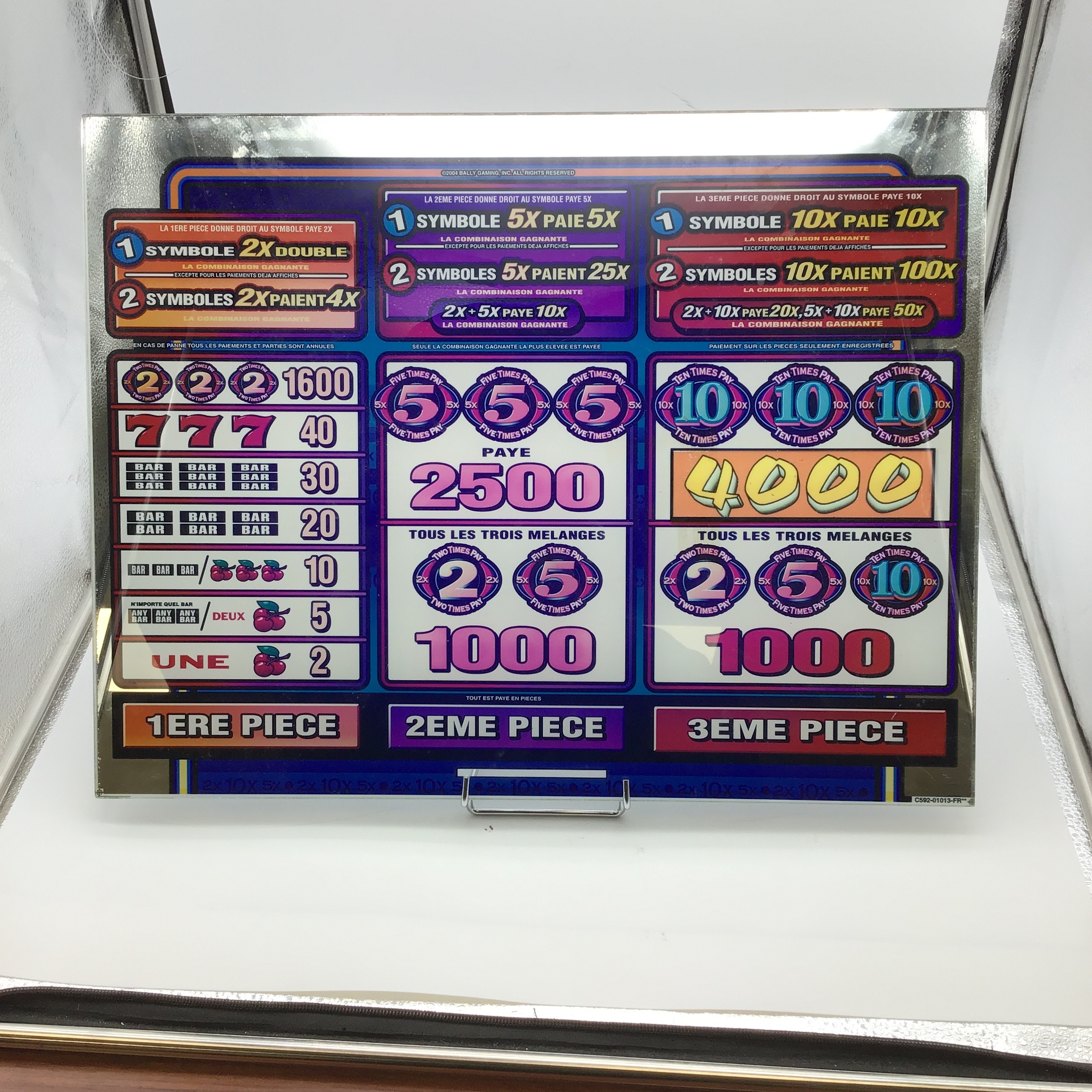 Slot machine glass, Bally gaming 2004 - Label Emmaüs