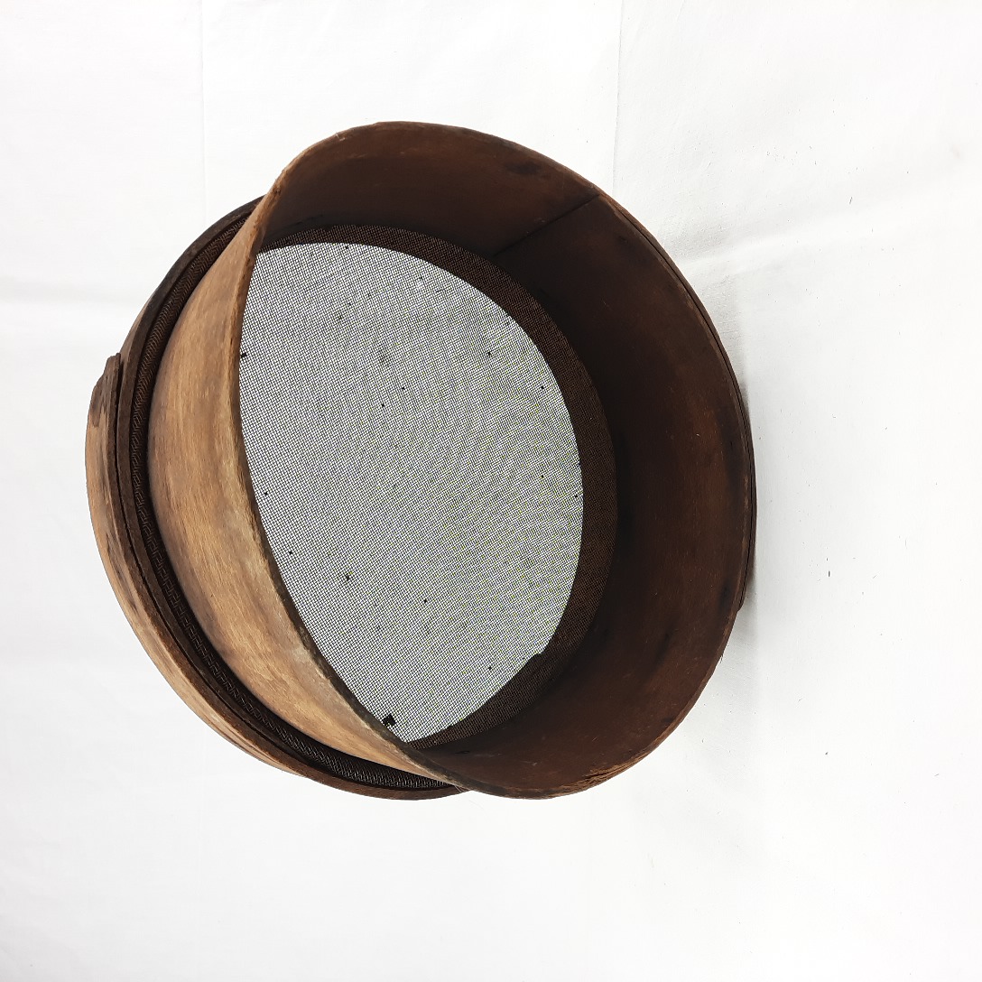 🎲 Tamis de maçon en bois courbé outil collector vintage jeux et vinyles ...