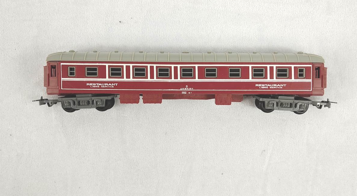 LOCOMOTIVE VAPEUR JOUEF 708 + Jouef 49T Wagon restaurant libre service ...