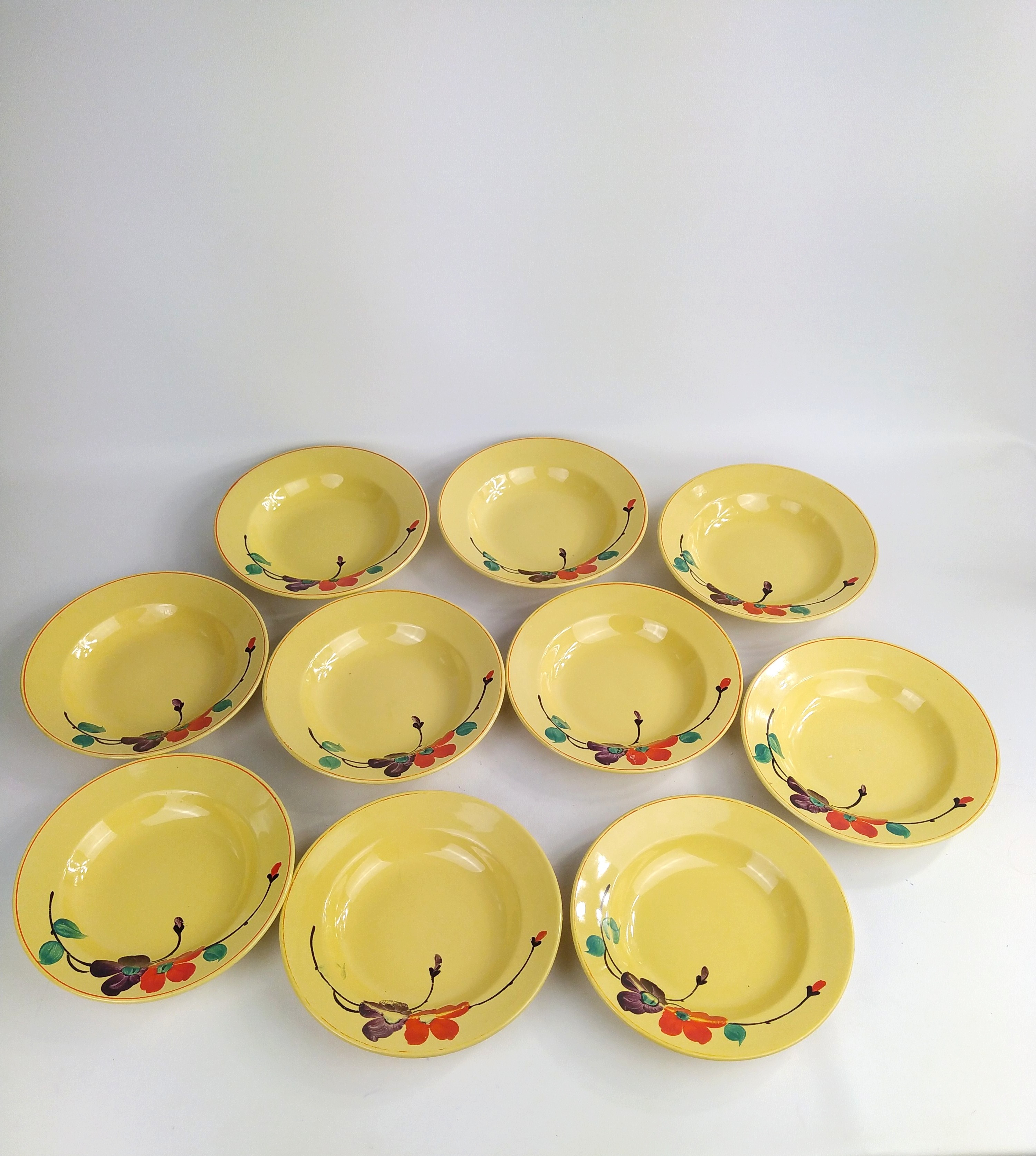 Lot de 10 assiettes creuses jaunes motif floral - faïence sarreguemine ...