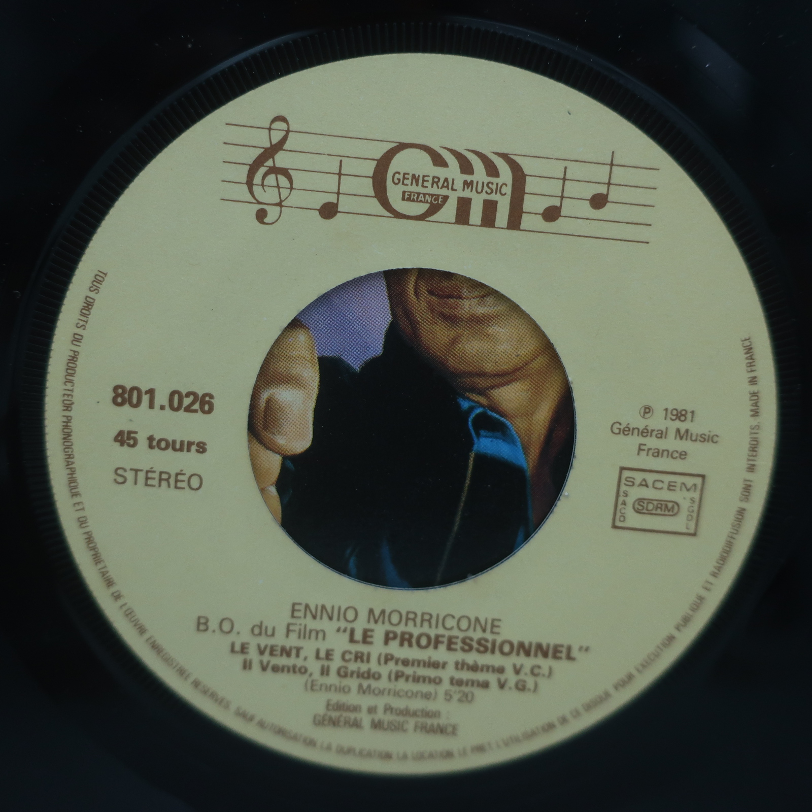 45T BO " Le Professionnel " par Ennio Morricone 1981 WEA - Label Emmaüs