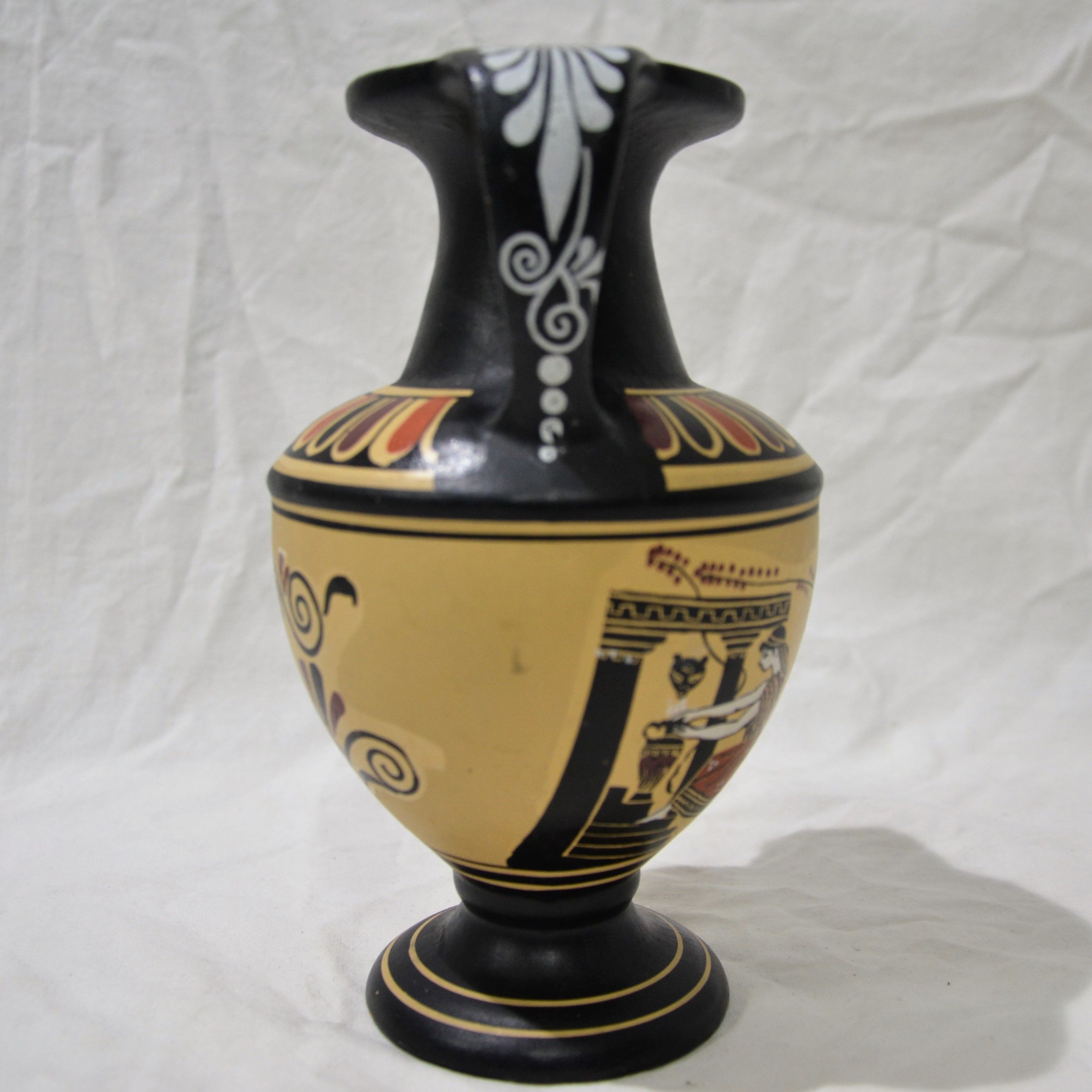 Petite amphore grecque en céramique signée et numérotée - Label Emmaüs