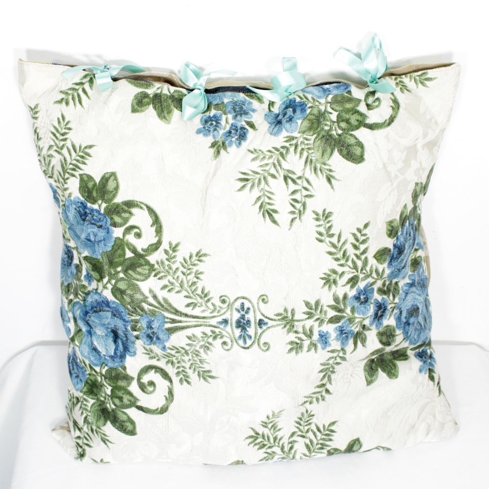 🏠 Coussin Double Faces Ecru LES INVENTIVES D'EMMA pour la maison pas ...