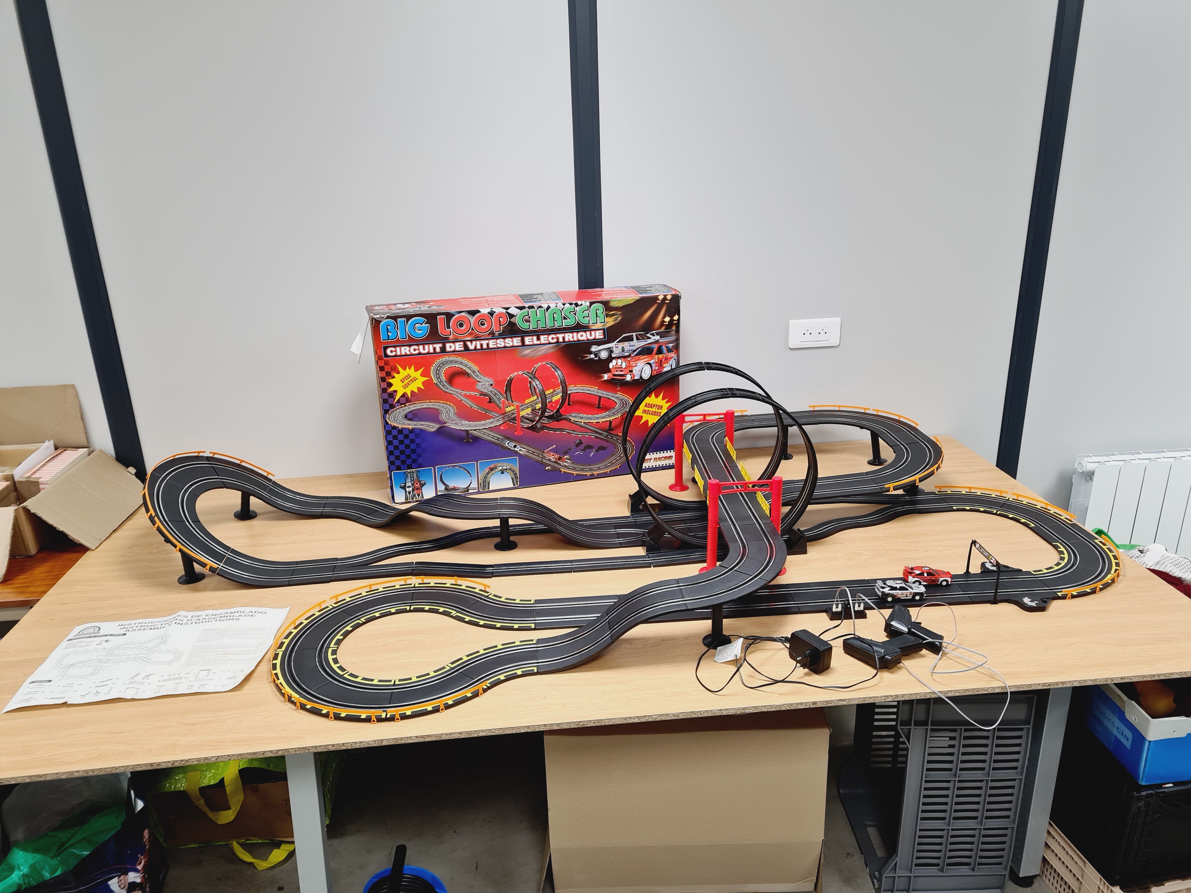 Circuit Big Loop Chaser - circuit de vitesse électrique - Label Emmaüs