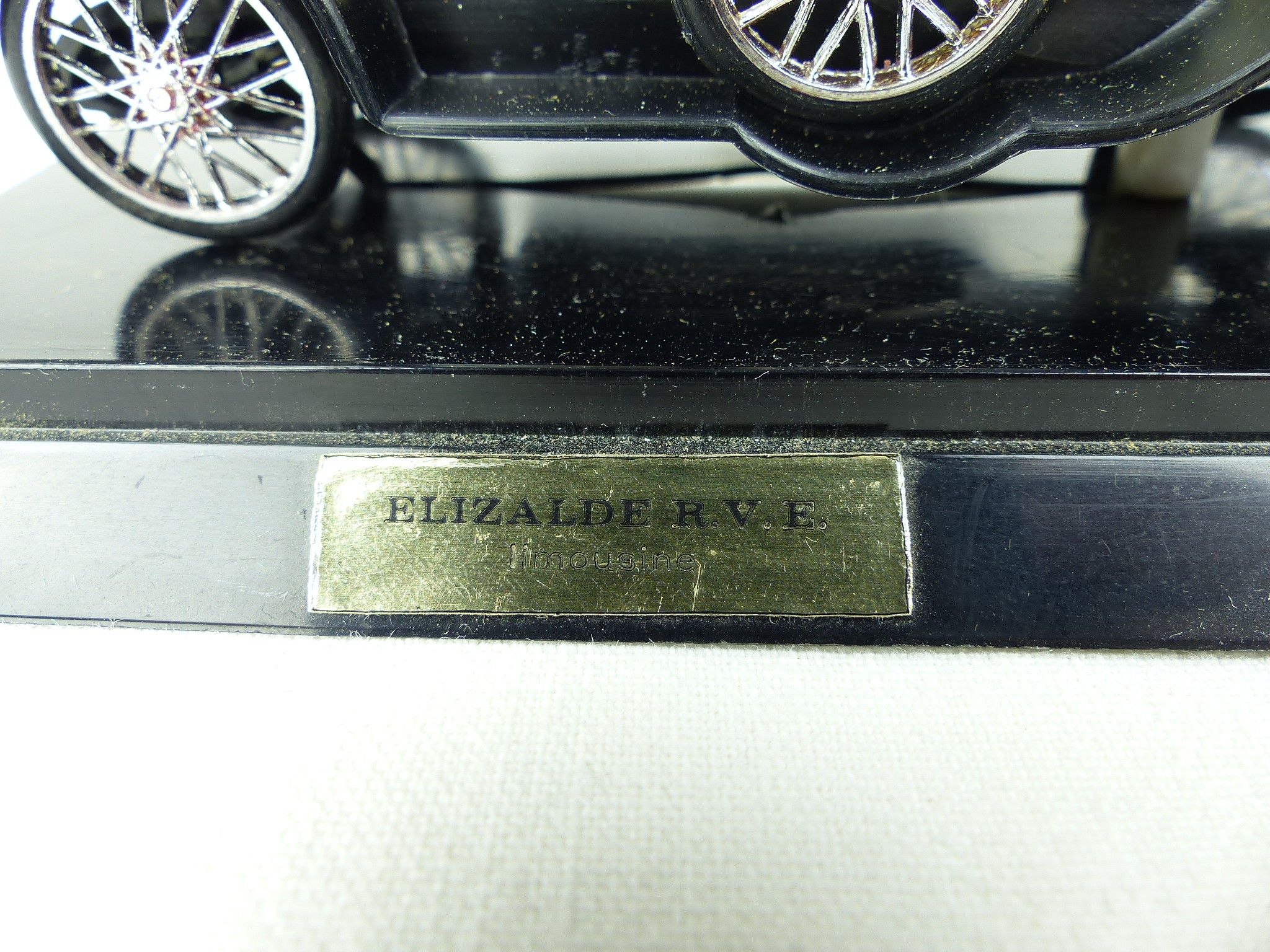 🎲 Modèle réduit 1/43 Elizalde R.V.E. limousine 1921, N°6014, années 70 ...