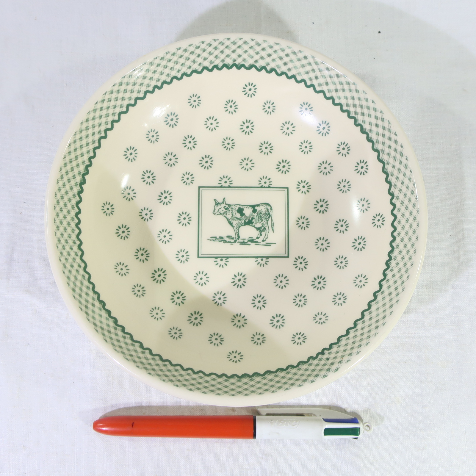 Assiette creuse " Marguerite " en céramique Geneviève Lethu 1996 ...