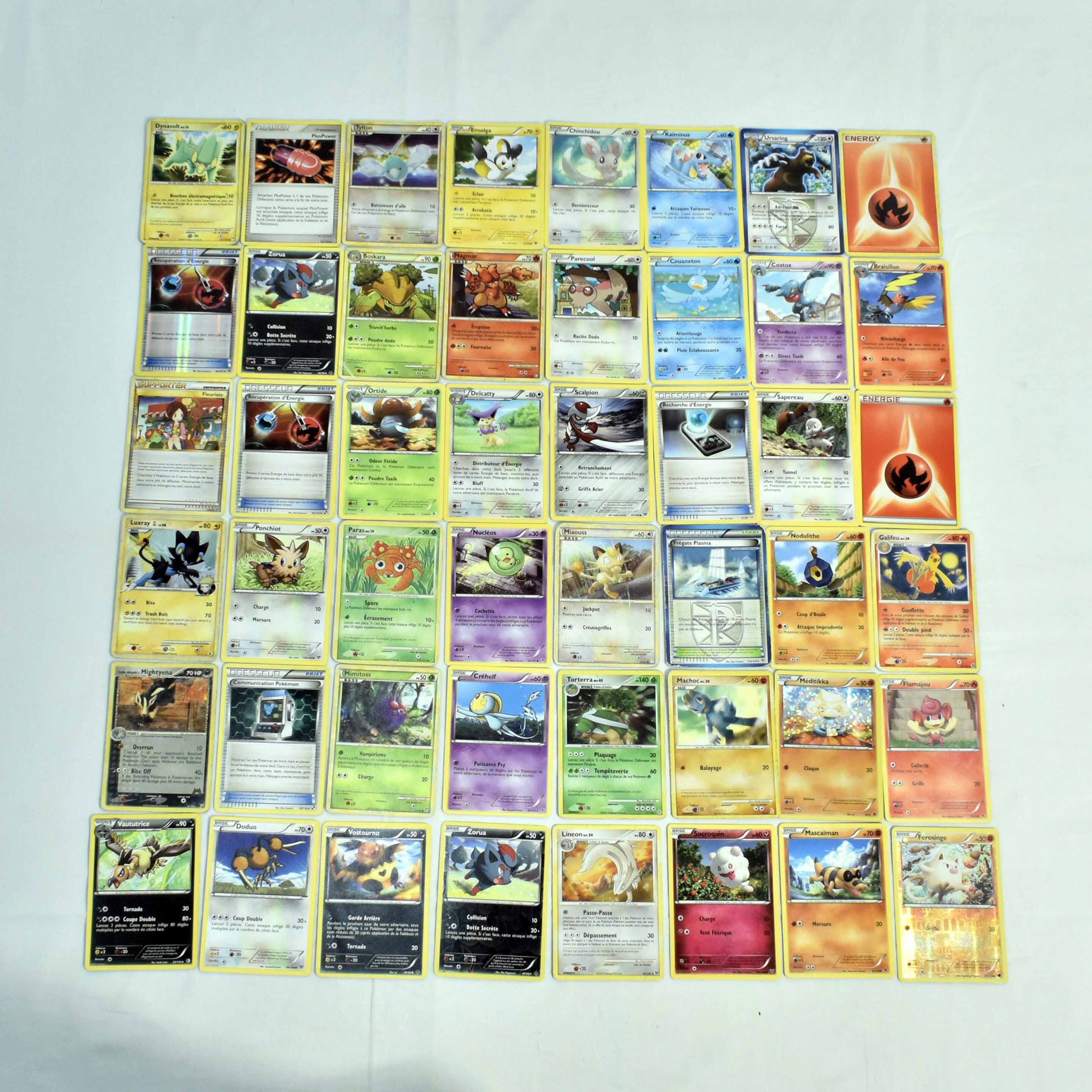 Gros Lot de Cartes Pokemon® - Wizards of the Coast Hasbro® - Label Emmaüs