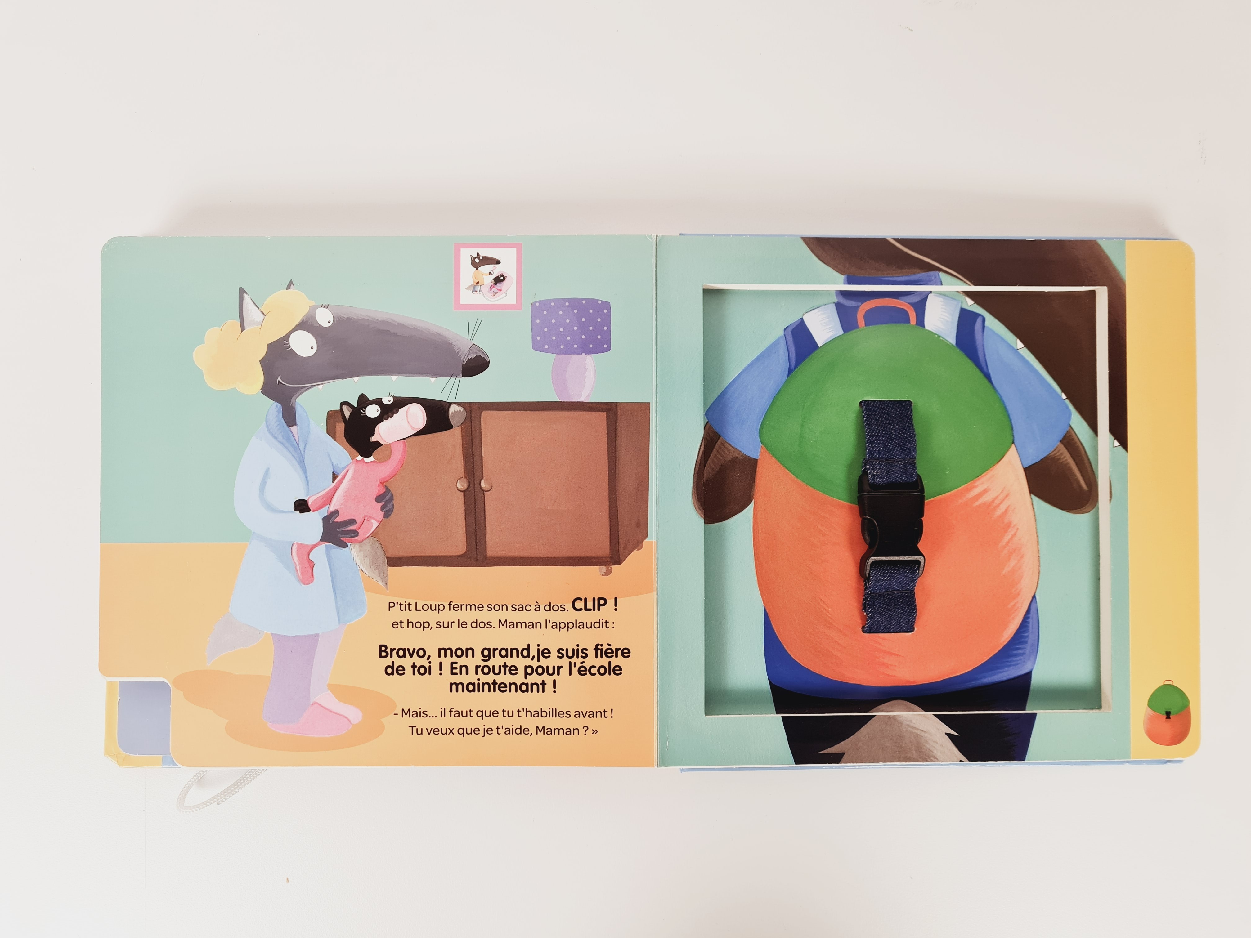 Livre jeunesse - pages rigides - P'tit Loup - apprend à s'habiller ...