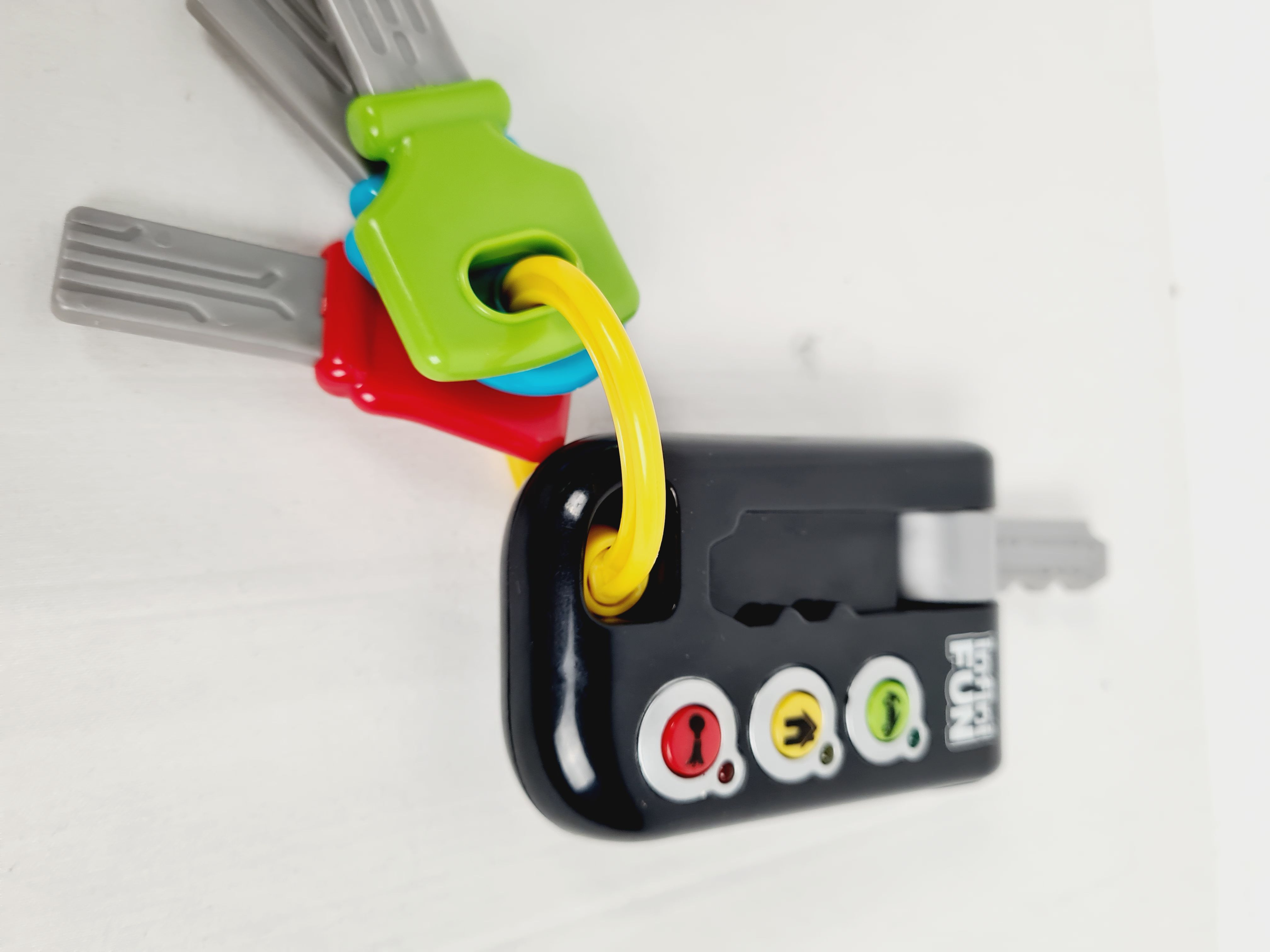 Jeu d'éveil - Infini Fun clés comme son papa et sa maman. - Label Emmaüs