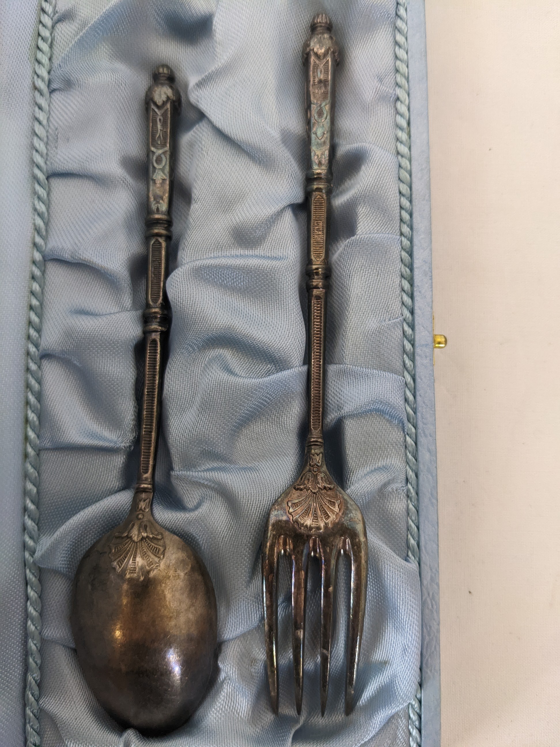 Coffret - cuillère et fourchette en métal argenté - Label Emmaüs