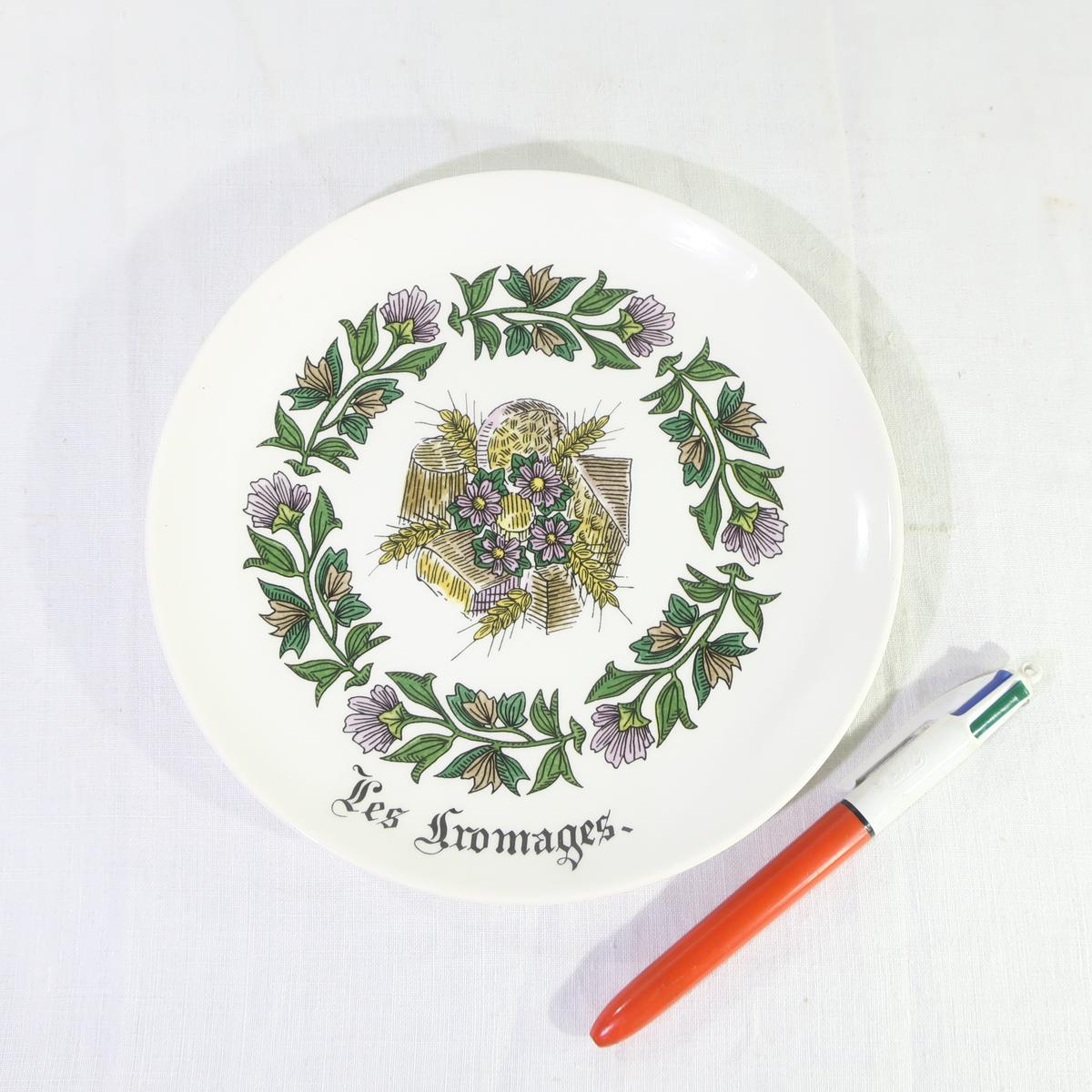 Ensemble de 5 Assiettes " Les Fromages " en faïence de Gien - Label Emmaüs