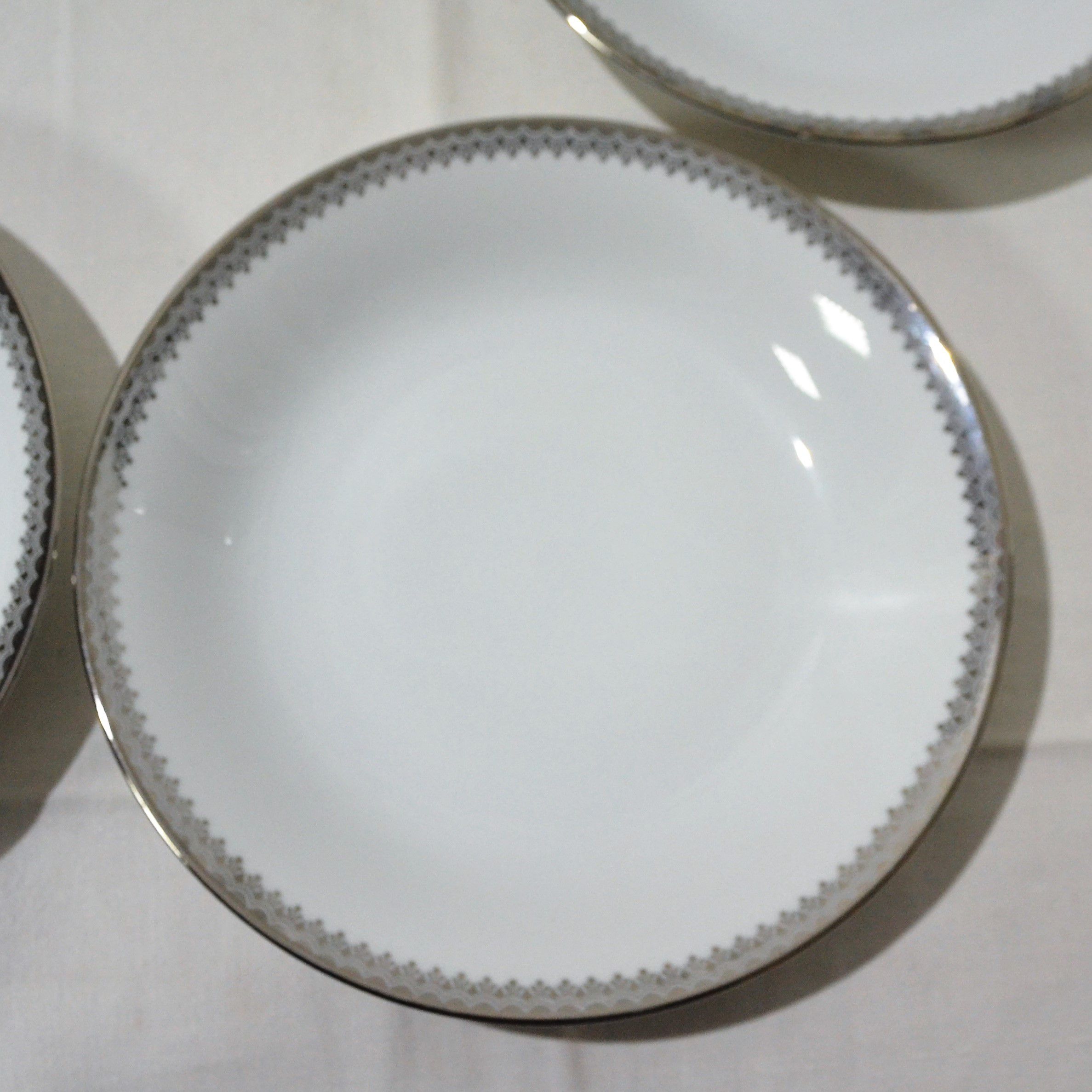 🏠 Lot de 5 assiettes creuses en porcelaine blanche et liseré argenté ...