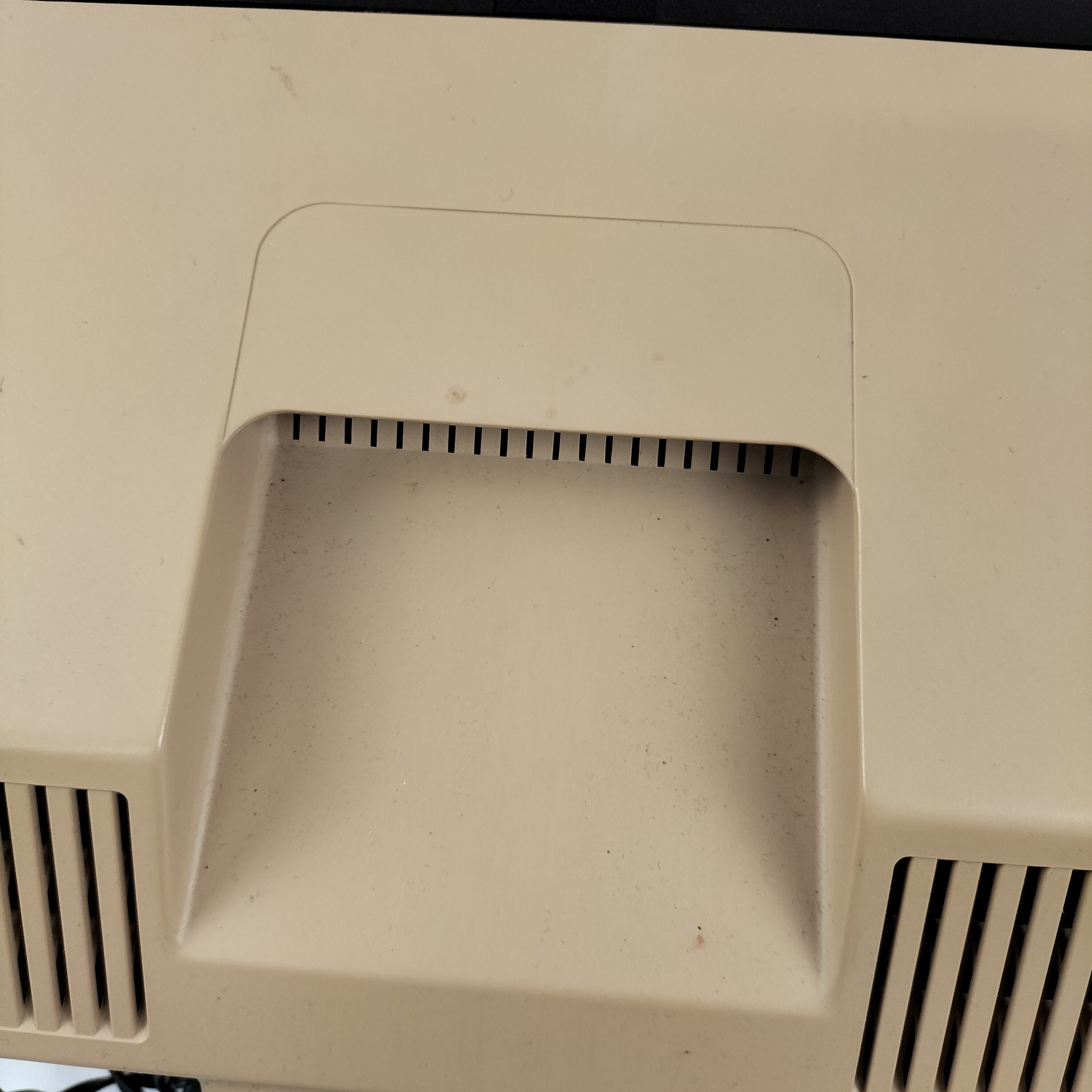 Minitel 1 Alcatel "TELIC" - Label Emmaüs