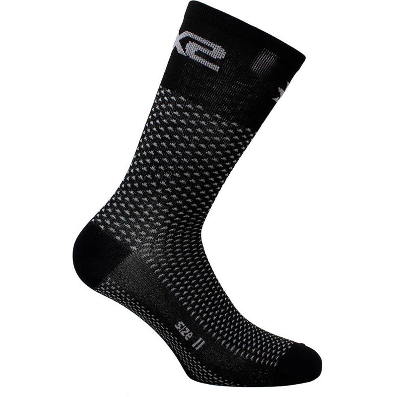 Chaussettes SHORT LOGO SIXS noir - MAXXESS.FR, Vêtement technique