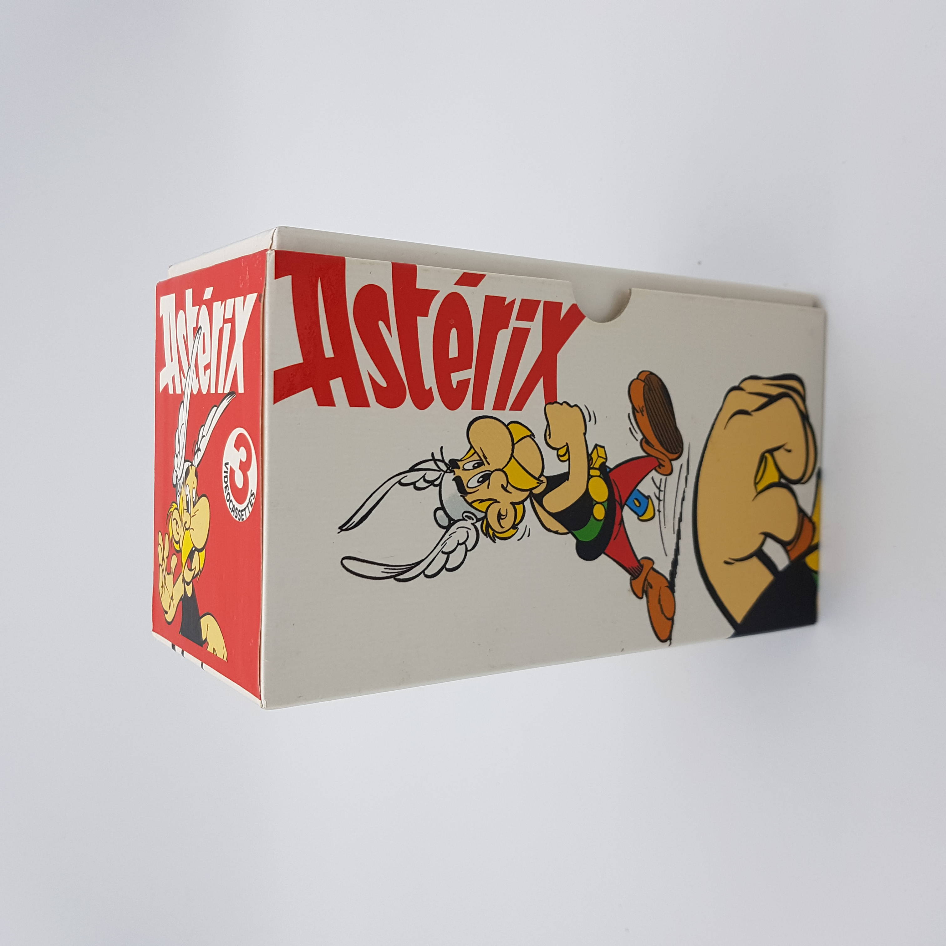 Coffret collector 3 cassettes VHS - " Asterix" - - Label Emmaüs