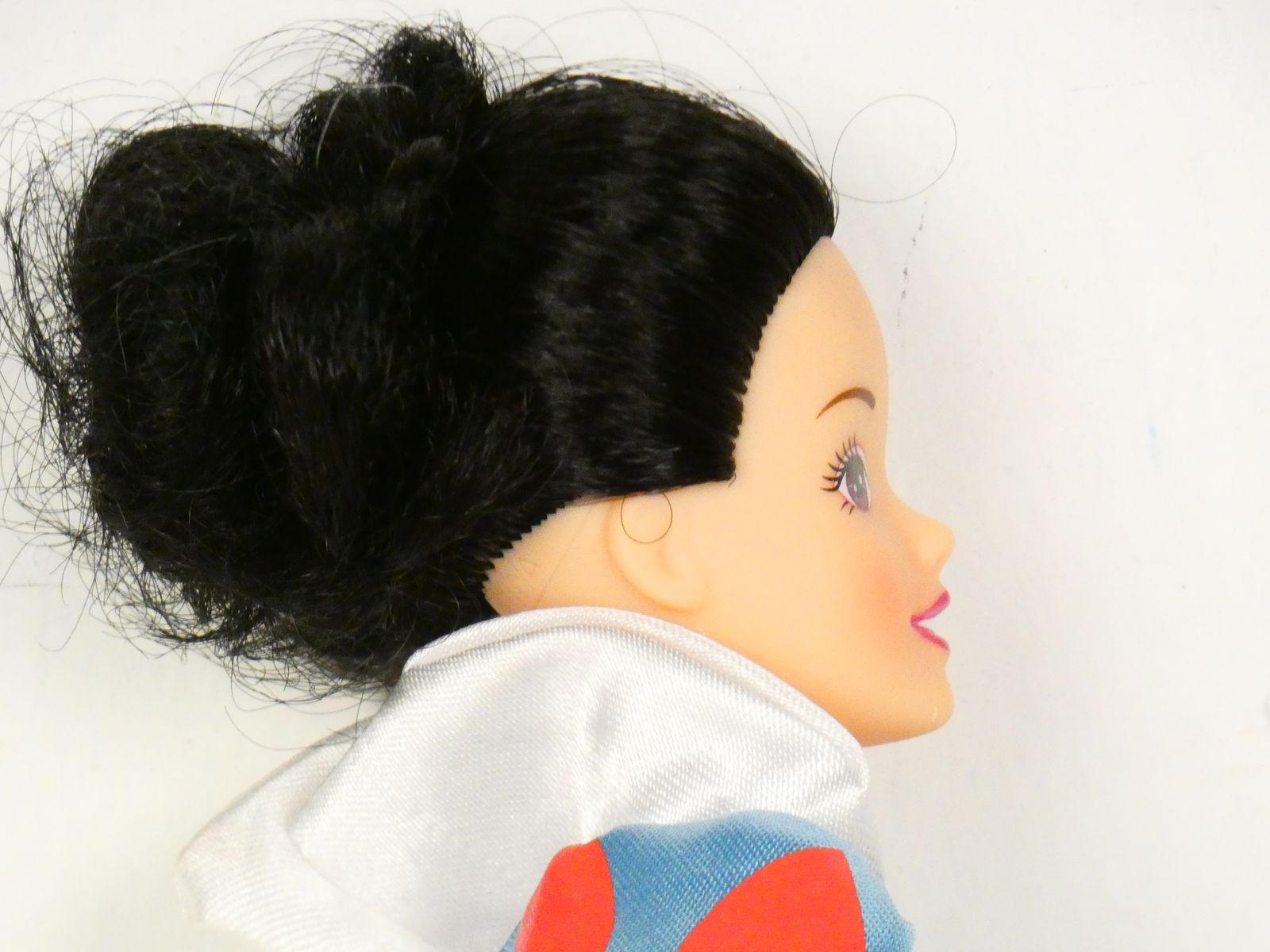 Barbie - Blanche neige - Simba Toys - Disney. - Label Emmaüs