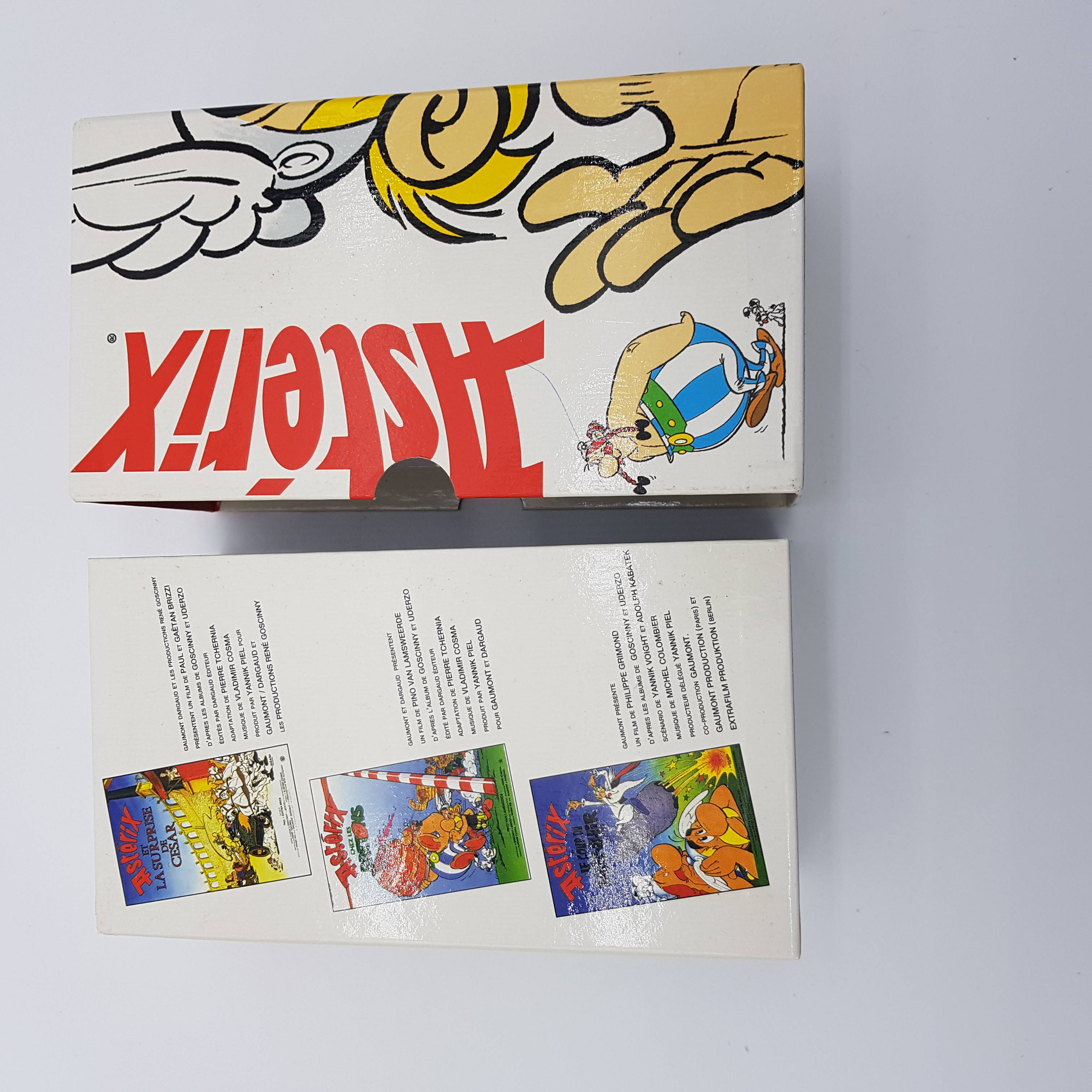 Coffret collector 3 cassettes VHS - " Asterix" - - Label Emmaüs